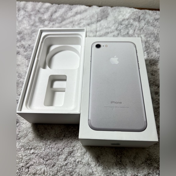 Apple | Cell Phones & Accessories | Empty Box | Poshmark